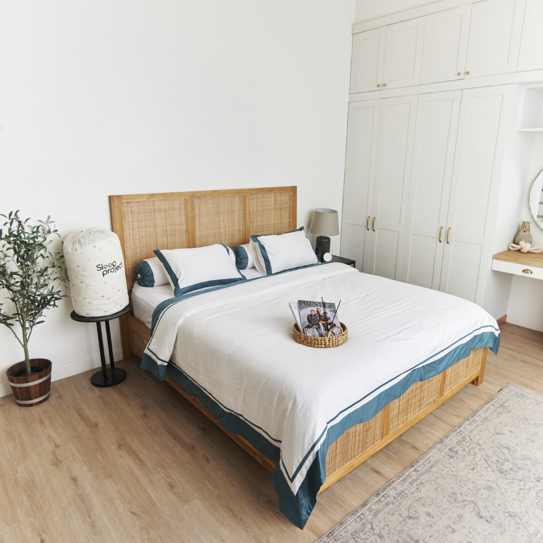 White & Emerald - Velvet Frame Premium Cotton Bedding Set (2 Edge Lists ...